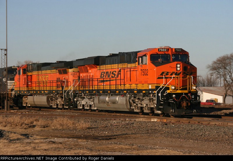 BNSF 7502